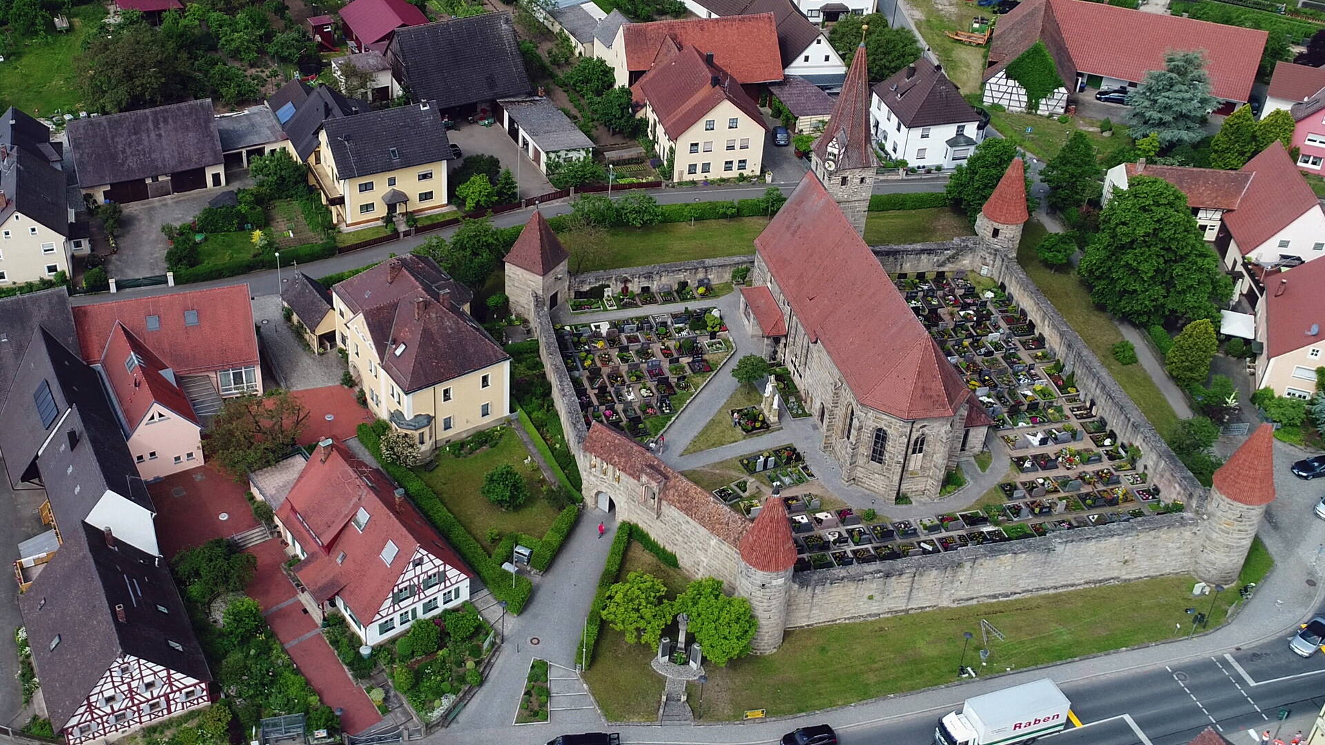 Friedhöfe - Öffentliche Einrichtungen - Leben & Wohnen - Gemeinde ...
